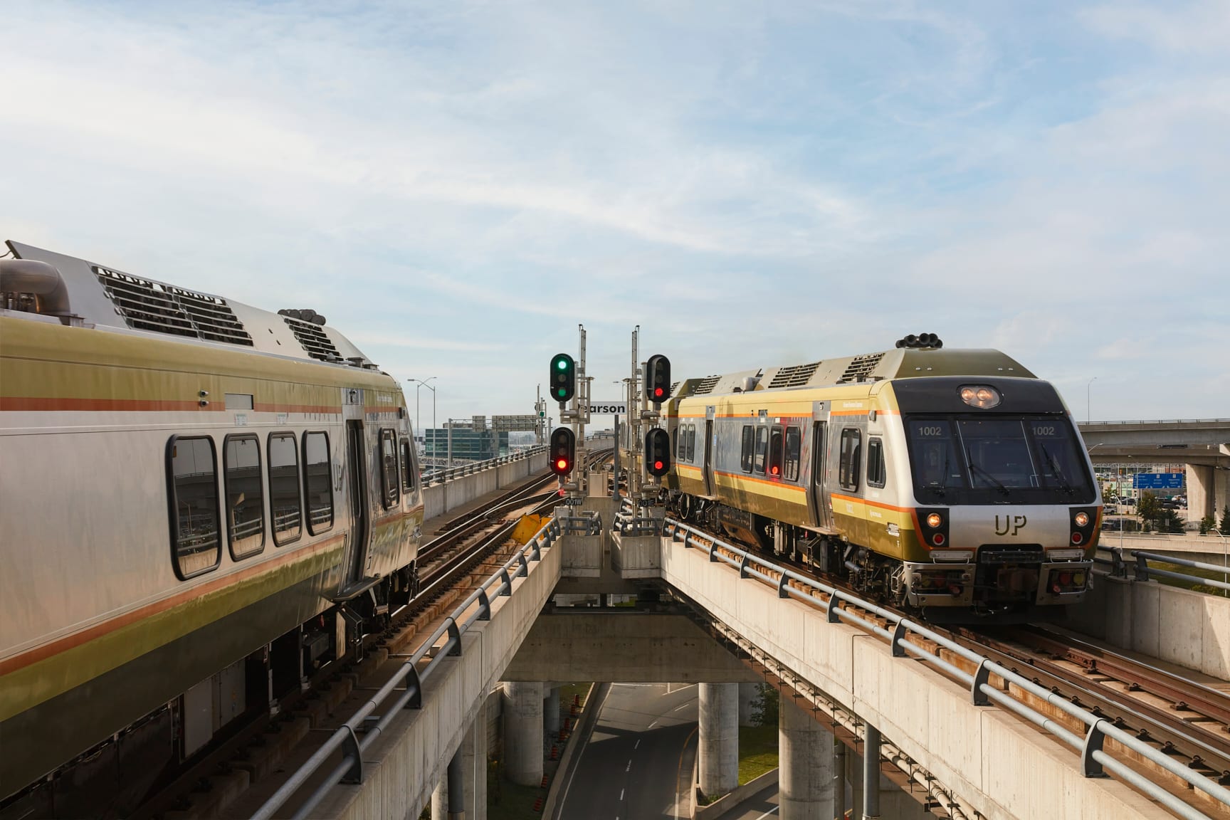 How to get to Pearson Airport from Union Station